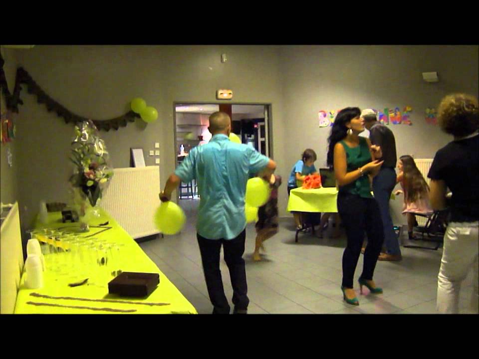 La danse du ballon ! - YouTube