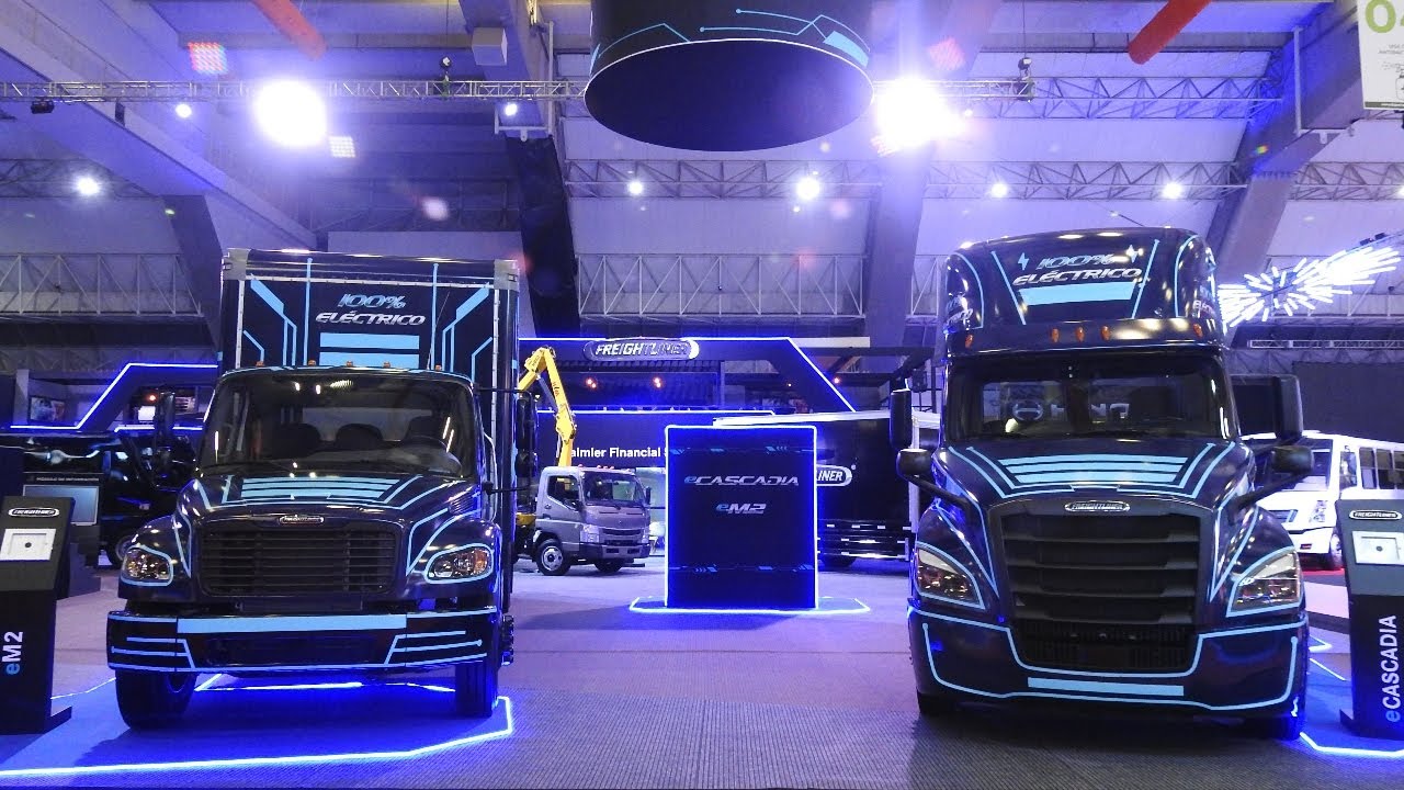 Freightliner 100% Electricos eM2 & eCASCADIA - YouTube