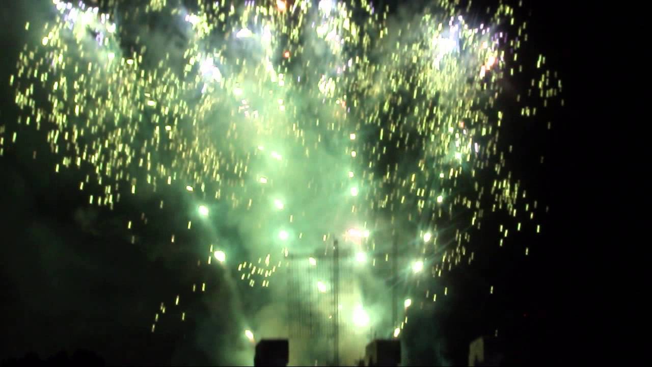 Firework Finale: The Simpsons Take The Bowl - YouTube