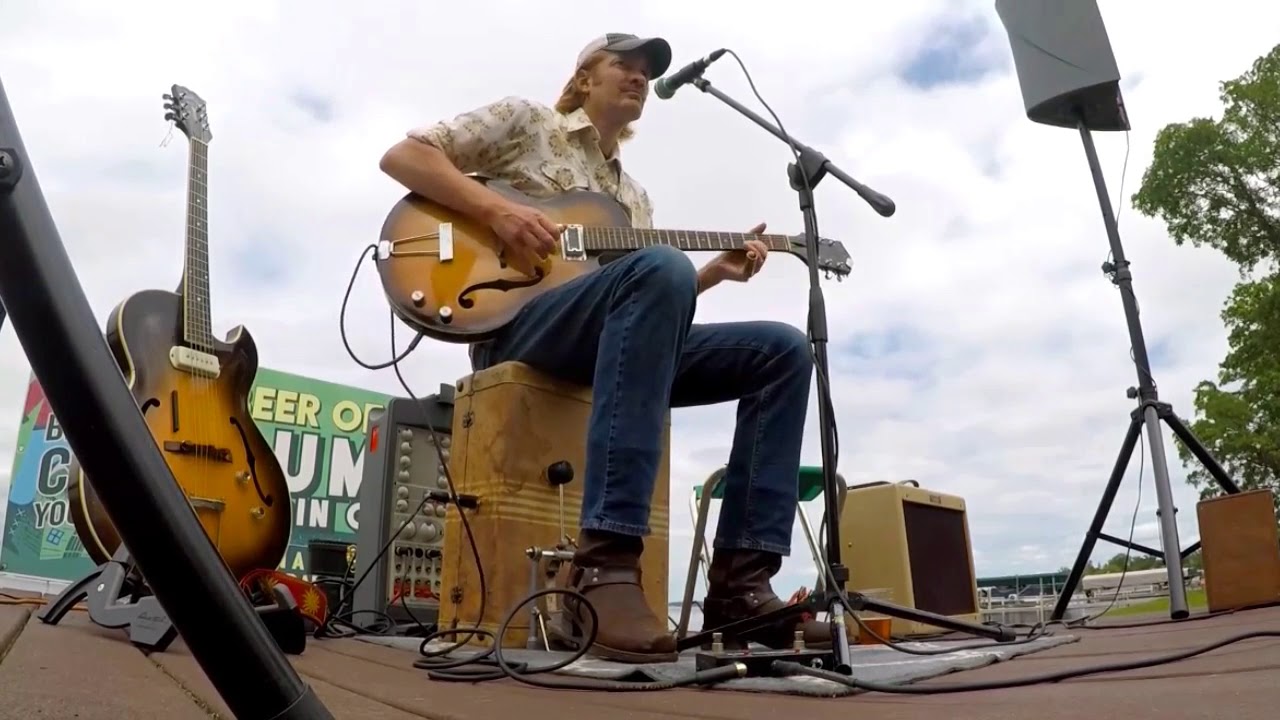 Chris Holm - Fountain of Youth - YouTube