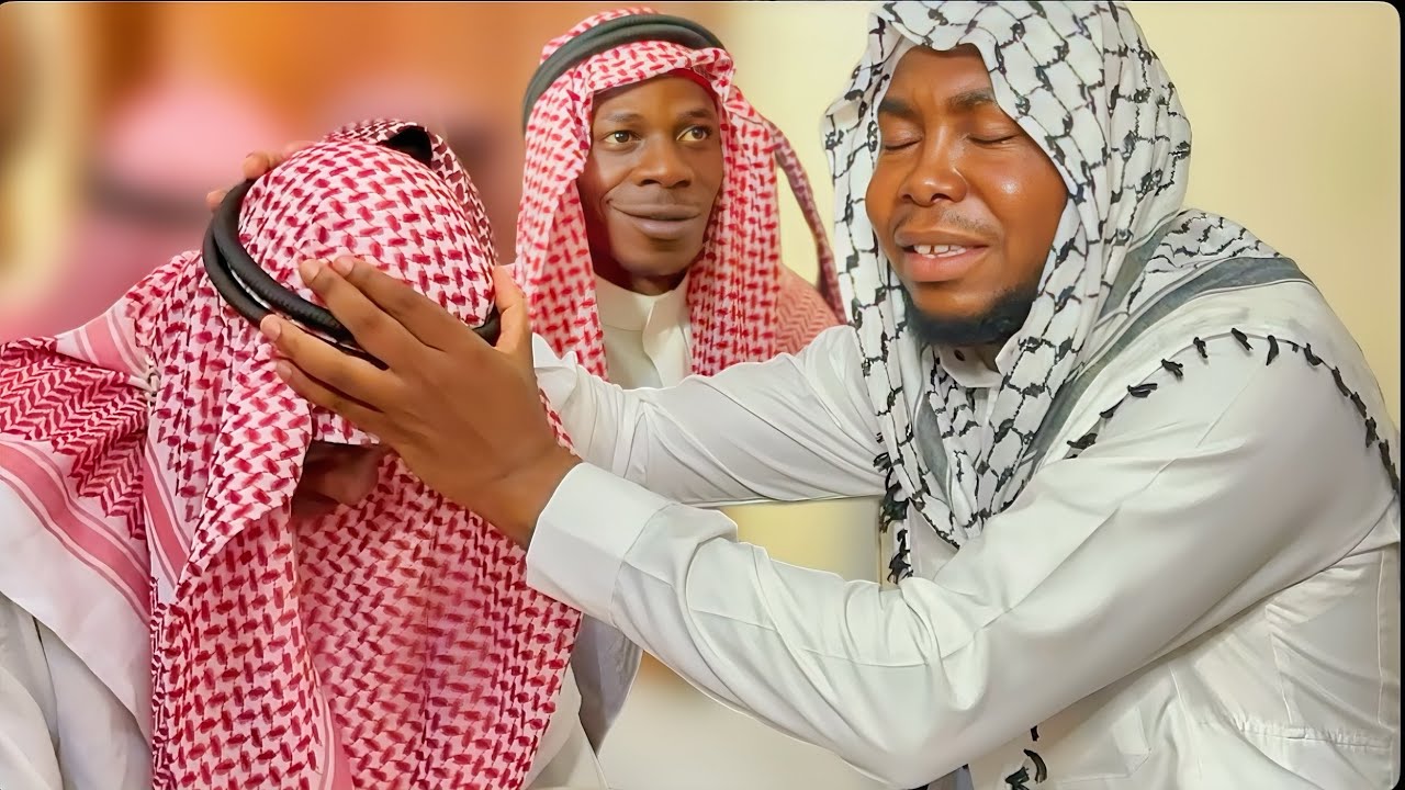 Amazing !! Alien Skin Has Convert to Islam, Fangone Soldiers are Happy ...