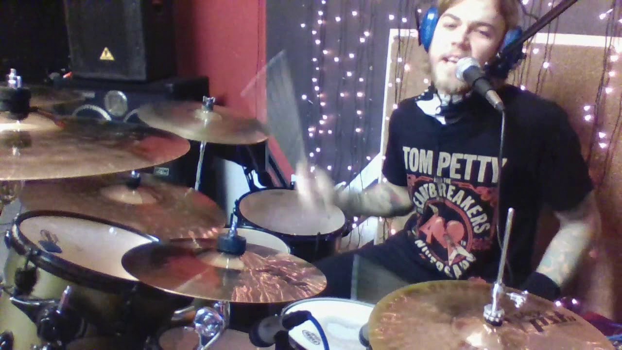 REO Speedwagon Take it on the run drums & vocals cover - YouTube