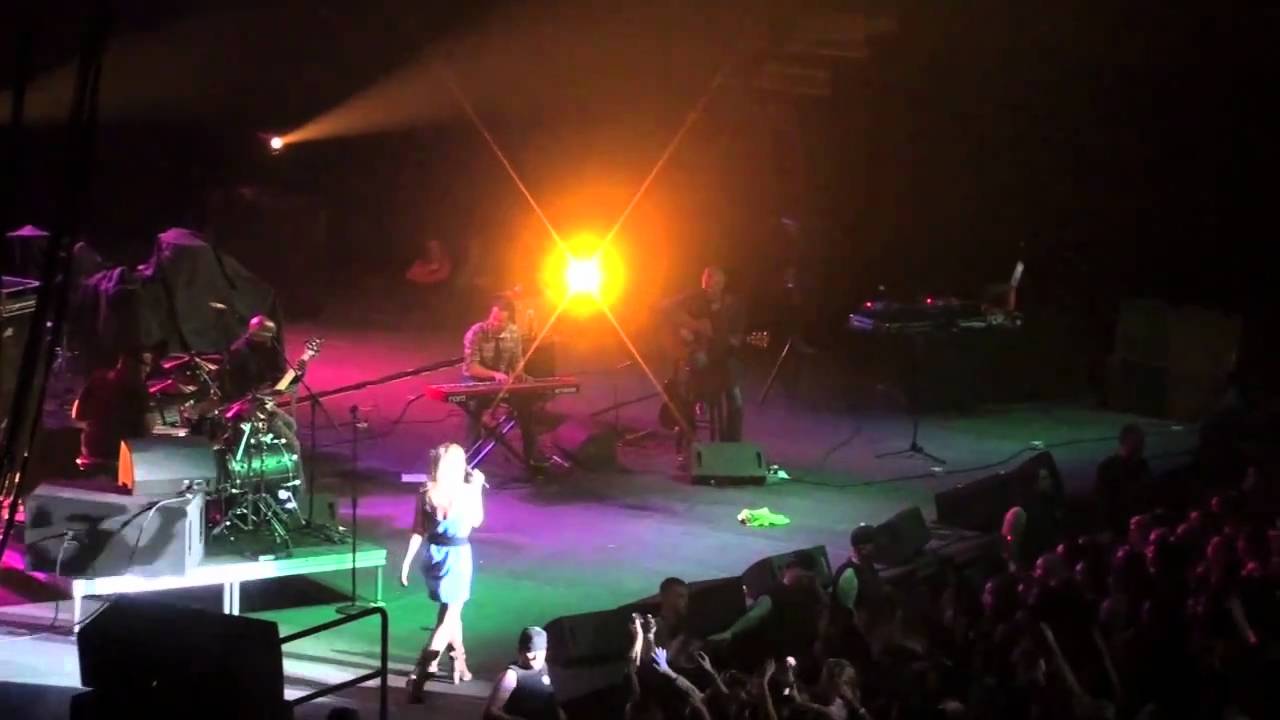 Natasha Bedingfield-Touch - YouTube