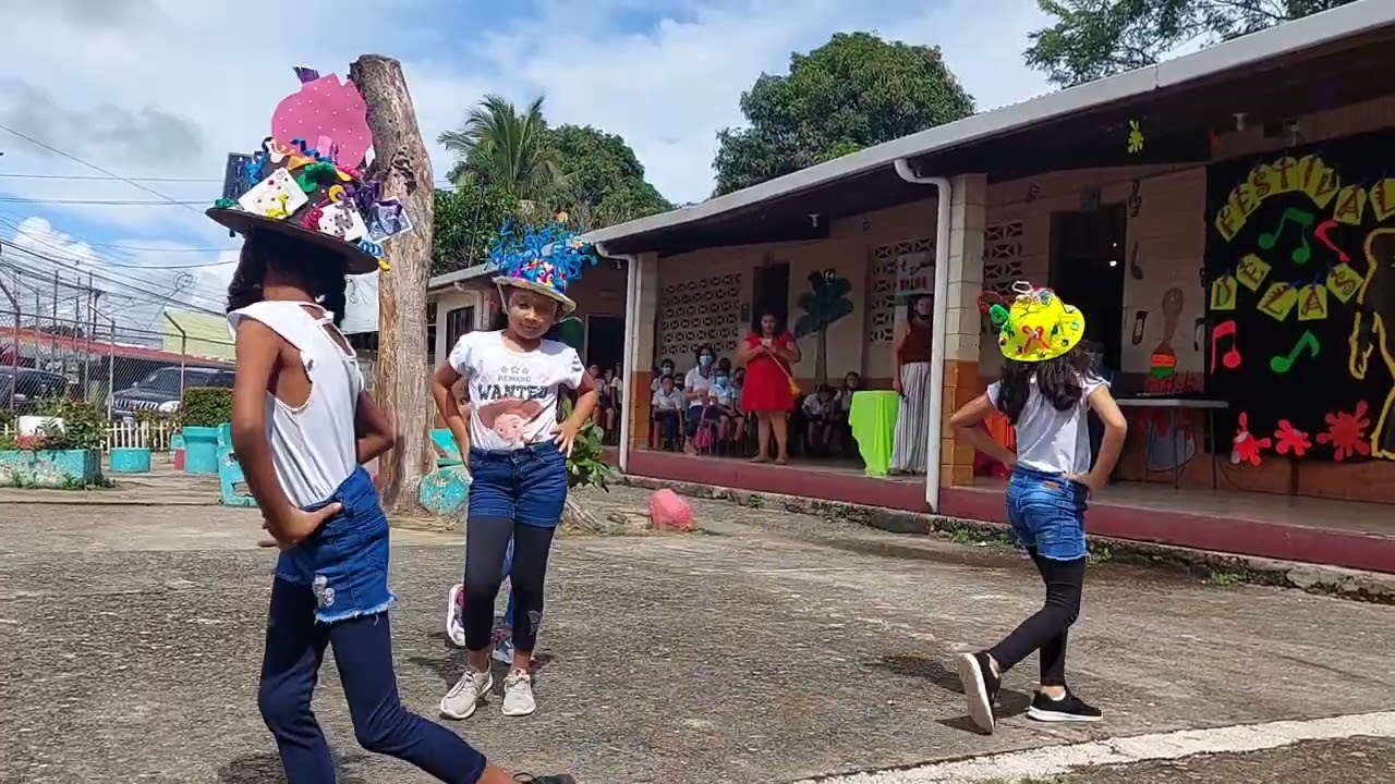 FEA: Escuela Isabel Brown Brown - YouTube