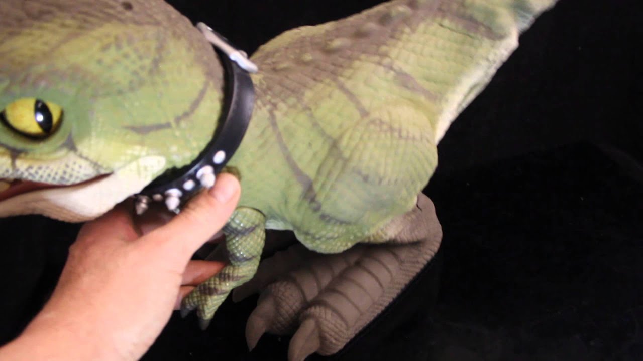 Mattel D-Rex Interactive Robot Electronic Dinosaur Roars!-RARE - YouTube