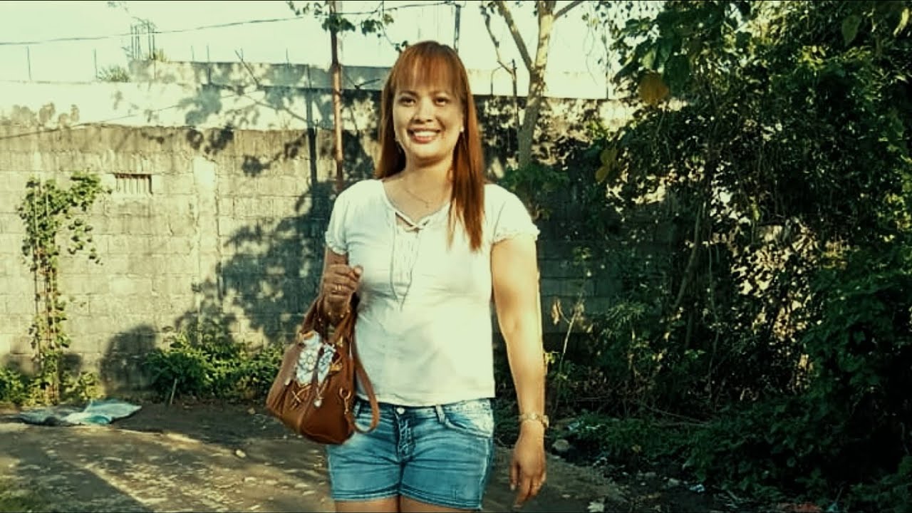 Hazel Joy's Booming Ukay Business - YouTube