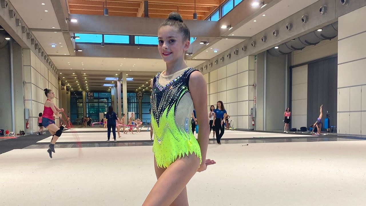 Giulia Cavallo LE J1 NASTRO CAMPIONATO NAZIONALE SILVER 2023 - YouTube