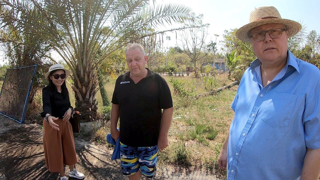 Big Boy und Nam besuchten Christian´s Farm - YouTube