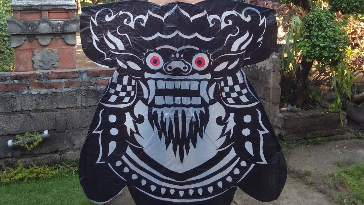 LAYANGAN CELEPUK BARONG (DESA PENYABANGAN) - YouTube