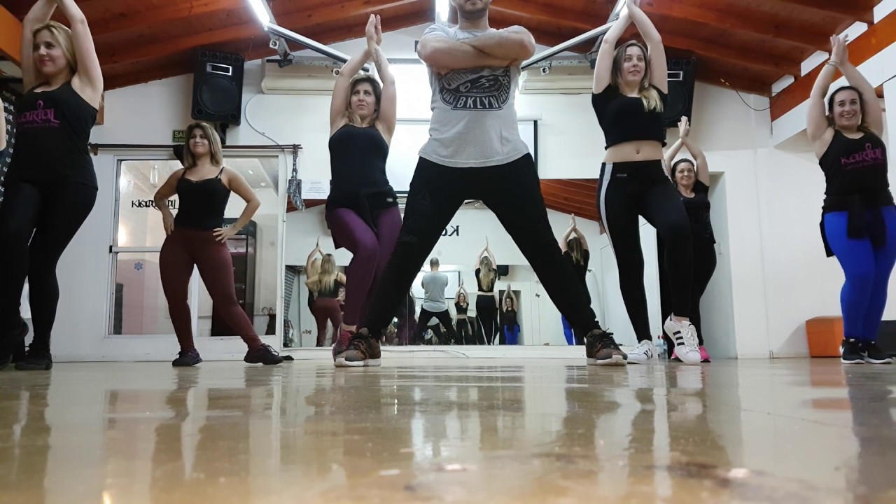 Ressacado (part. Dani Russo e Louco de Refri) Mitico DJ - YouTube