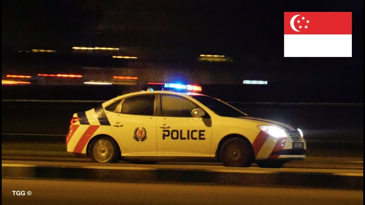 *RARE* Singapore Police Car Responding With Lights [NEW Livery] - YouTube