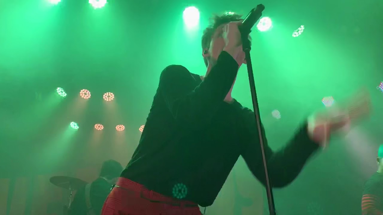 “Lonely Vampire” - Weathers @ The Roxy, March 17, 2019 - YouTube