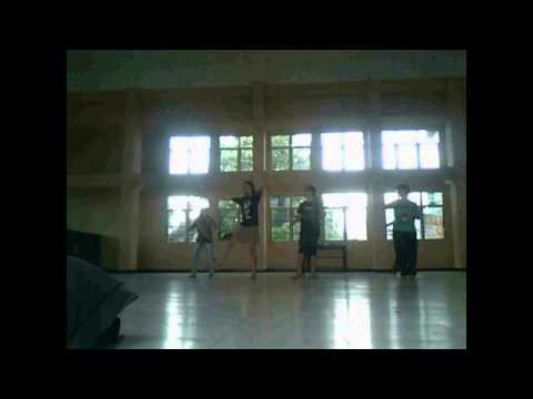 [DANCE COVER] JKT48 - Heavy Rotation | 1ST PRACTICE - YouTube