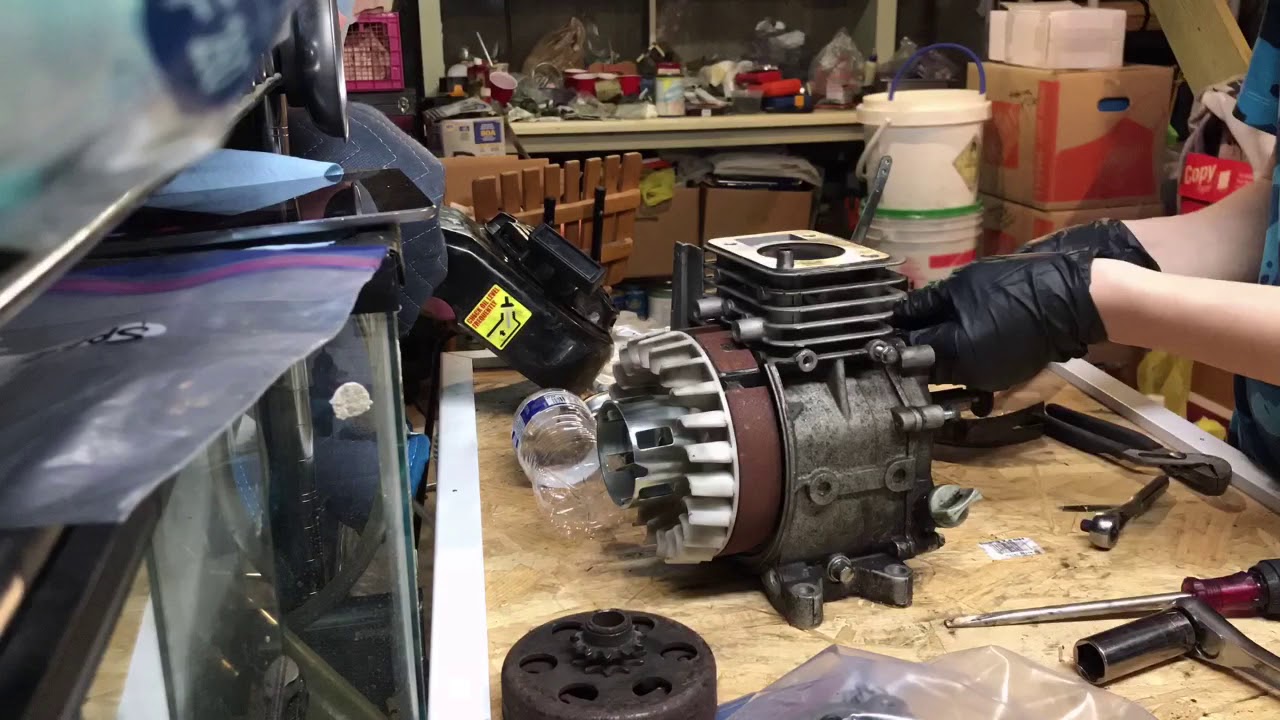 Part 1: 79cc Engine Tear Down - YouTube