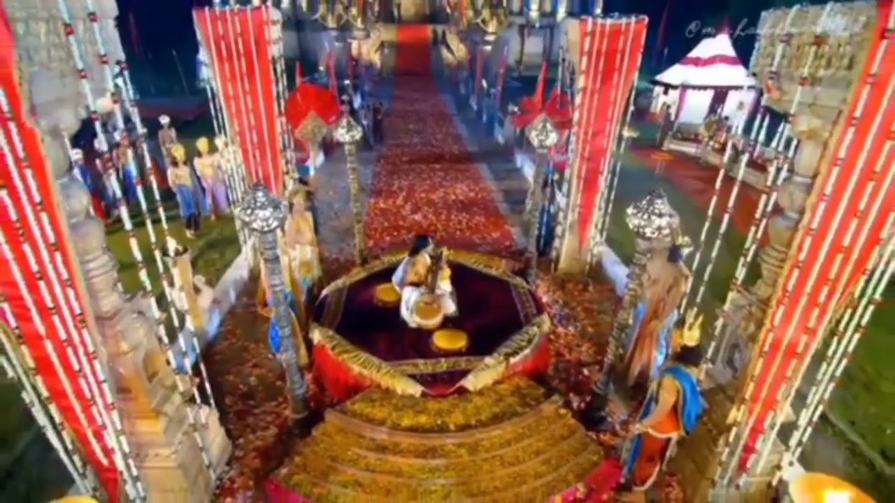 just only for fun and entertaining purpose { arjun playing veena} - YouTube