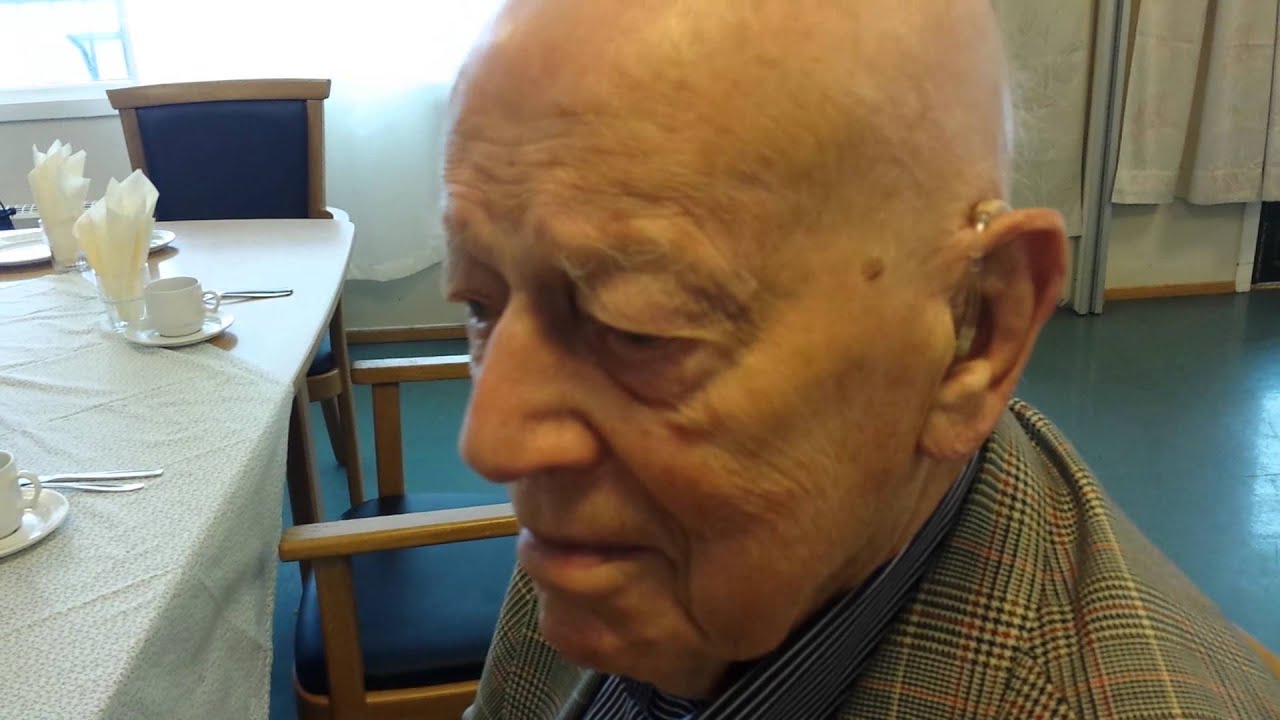 NORGES ELDSTE MANN- CARL FALCK MED VAKRE ORD: " DEN SOM I SITT SINN ...