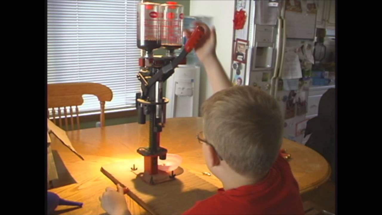 Shotgun Shell reloading - YouTube