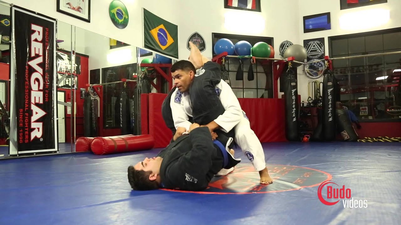 Harold Lucambio Technique: Triangle Defense to Side Control Neck Crank ...