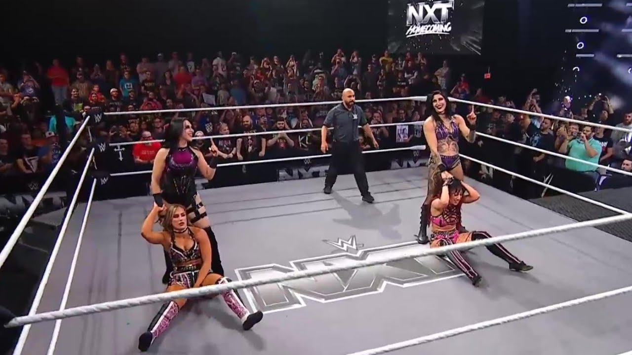 Stephanie Vaquer and Rhea Ripley Devil's Kiss 1 hour - YouTube