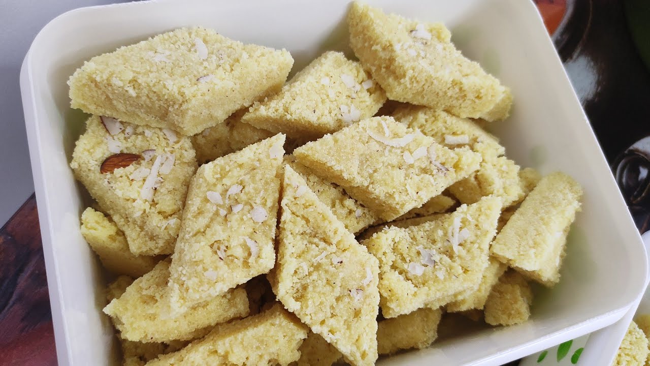 suji ki katli recipe by zeba ka Kitchen|shab e barat special suji ki katli - YouTube