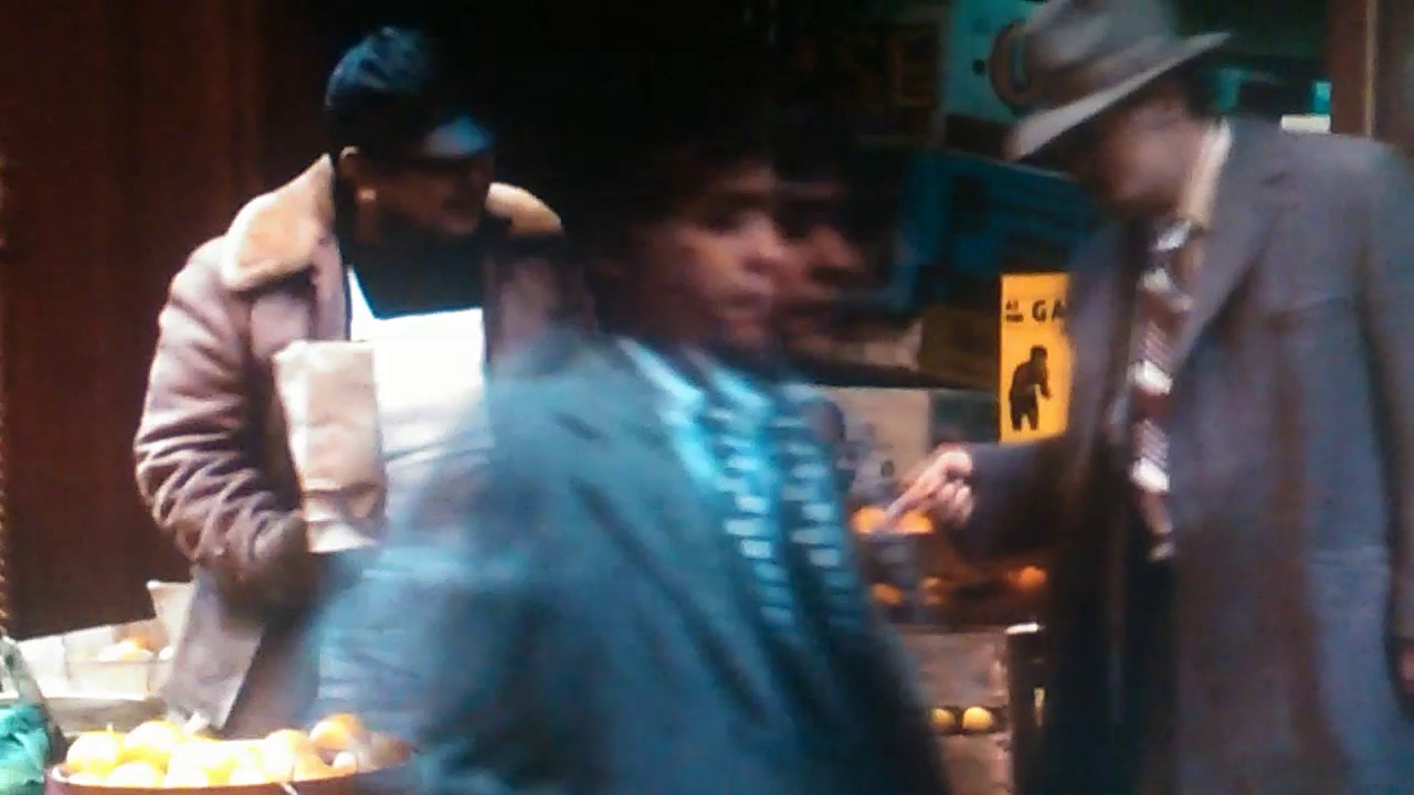 (THE GODFATHER) Vito Corleone gets shot. - YouTube