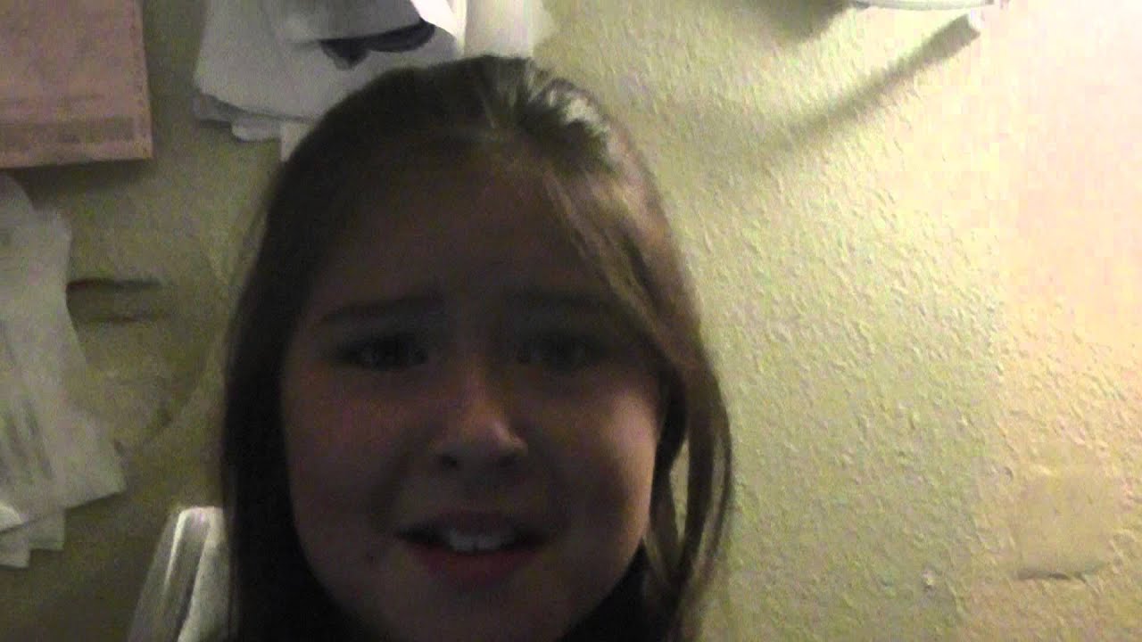 Angelle singing Kelly Clarkson - YouTube