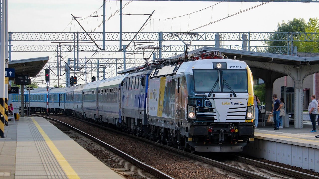 Nowy Vectron w PKP Intercity! - 193 514 LokoTrain - YouTube