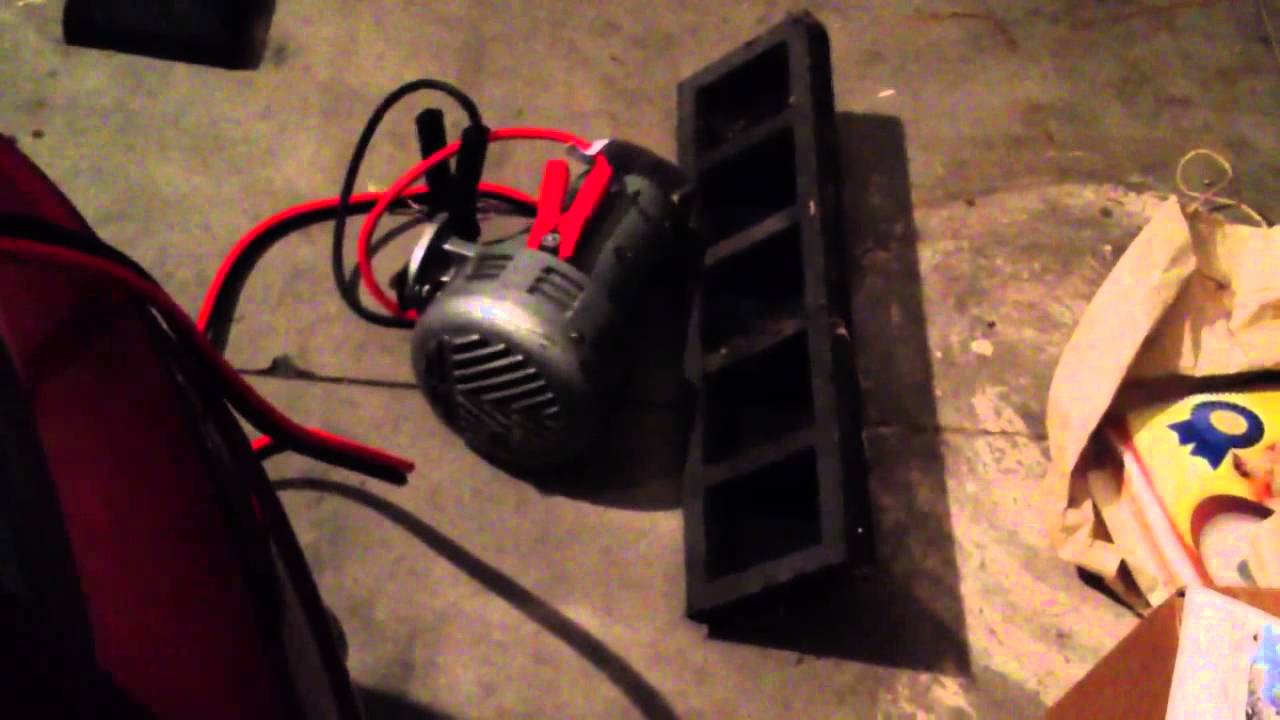 Federal Signal Model 28 - YouTube