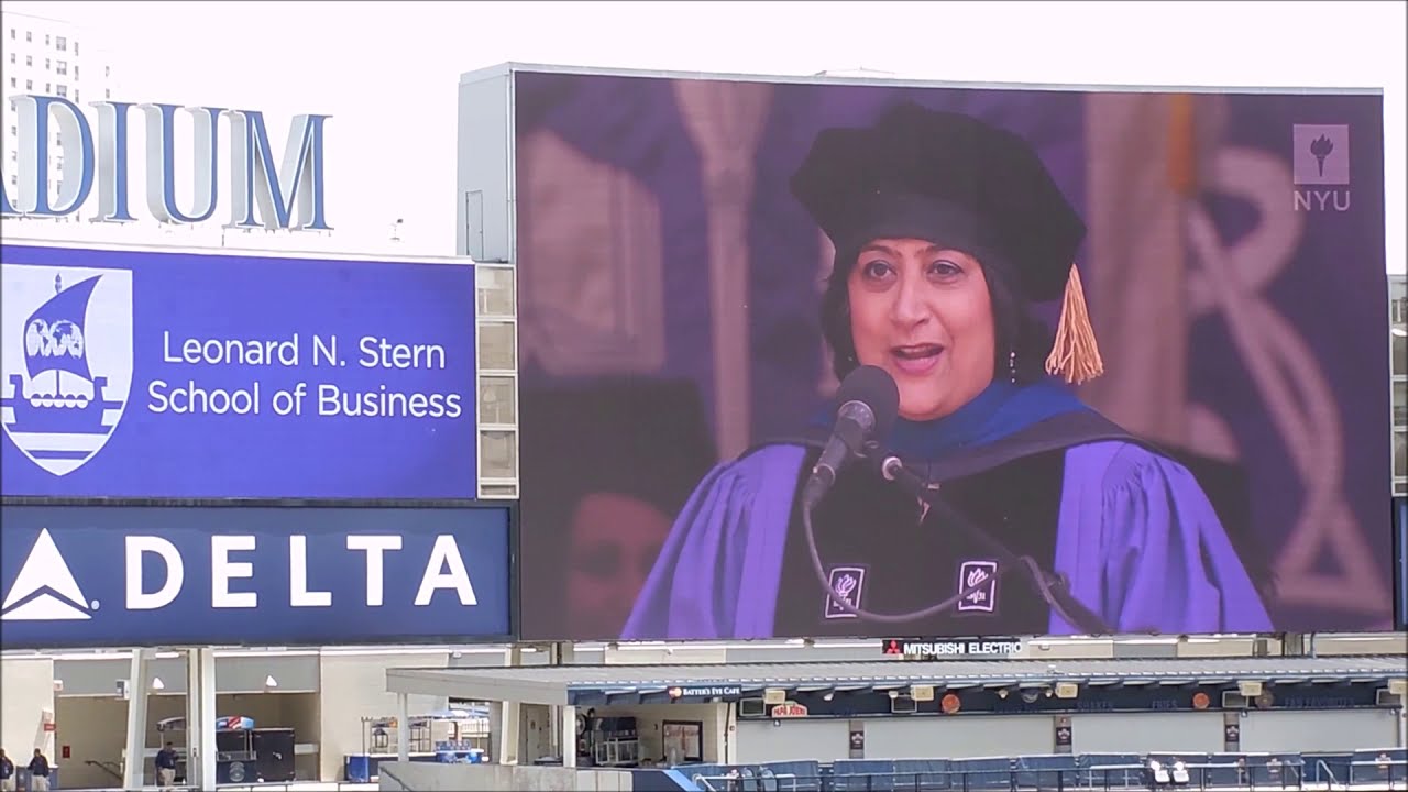 2015 NYU Stern Commencement 05-20-2015 - YouTube