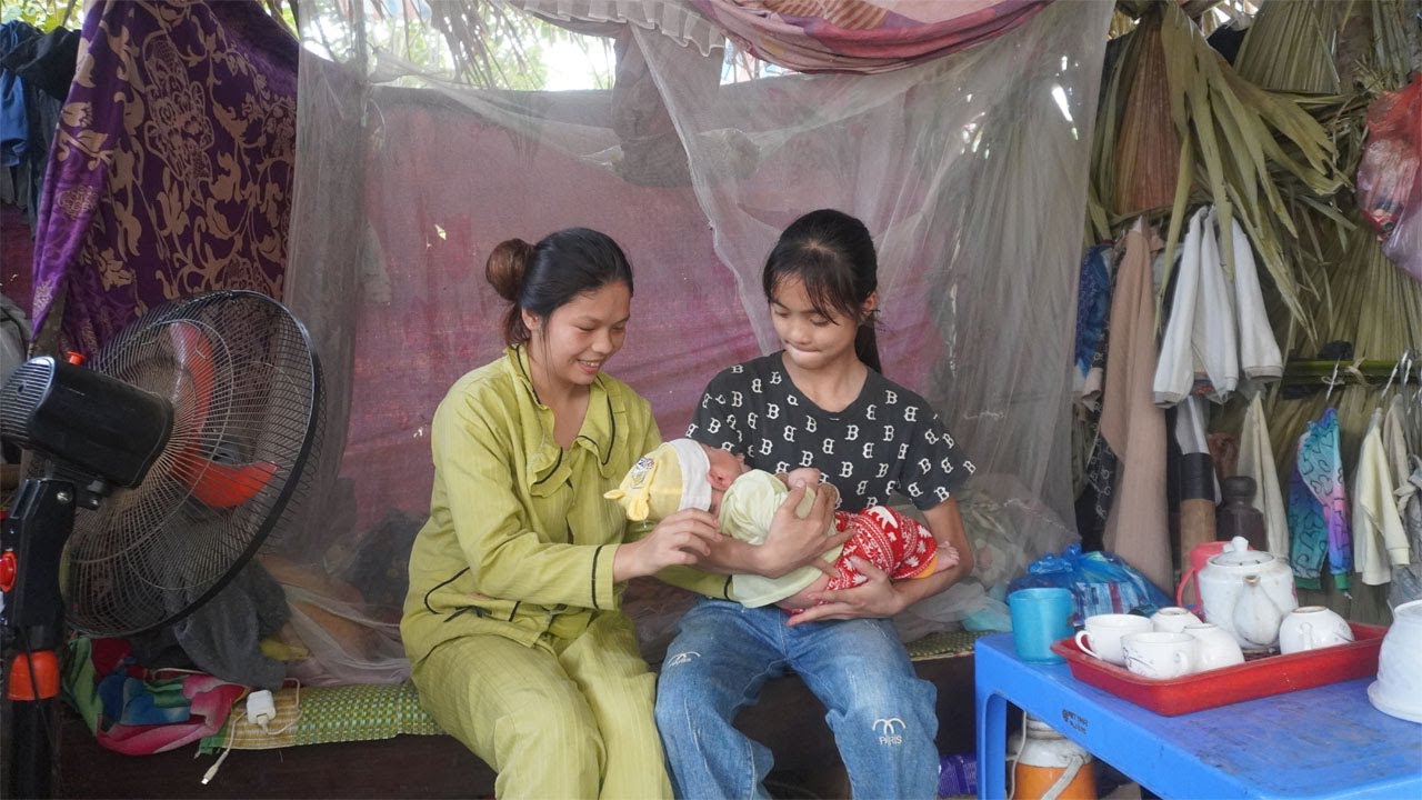 Meet a single mother raising a young child and her family is very poor ...