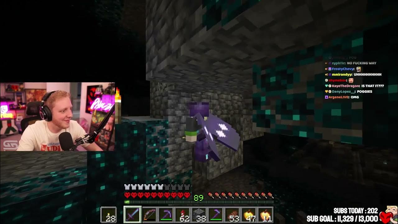 Philza finds an ancient city in his hardcore season 4 minecraft world - YouTube