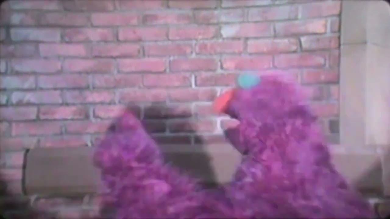 Sesame Street - Telly and Baby Bear chasing Cousin Bear for 3 Minutes ...