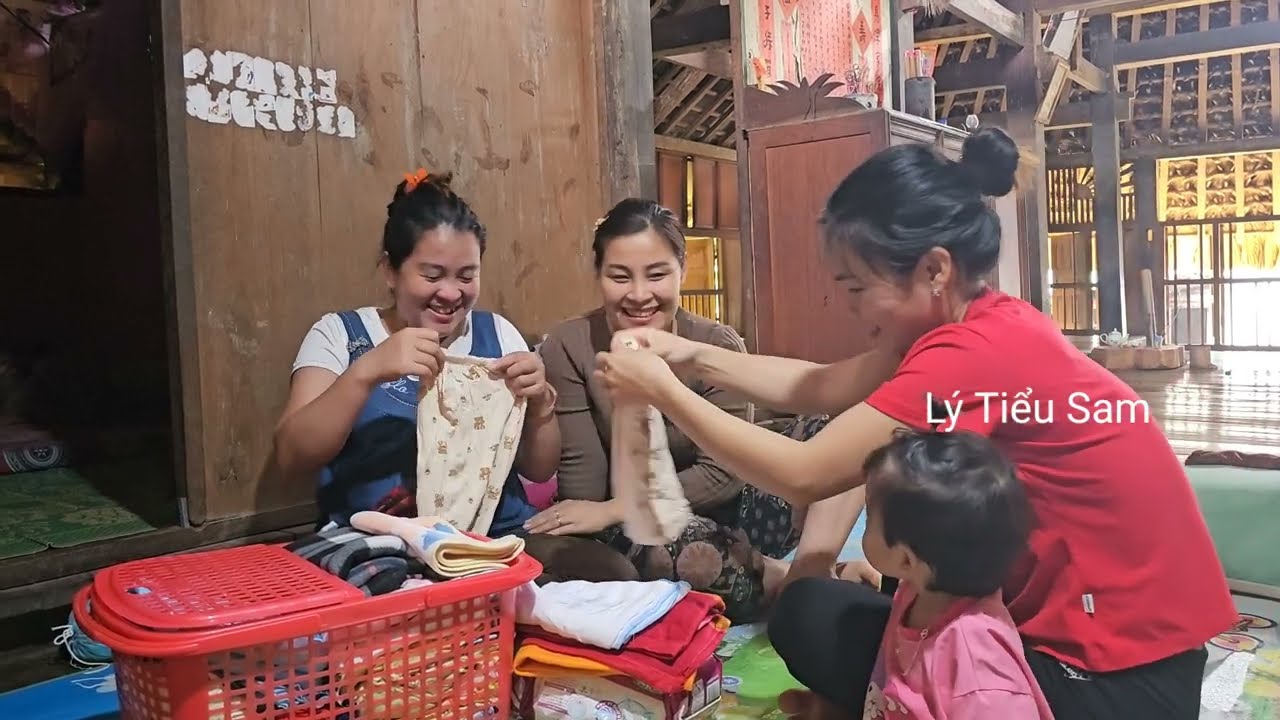 single mom | Why has Mrs. Thuong not been seen near Sam for a long time ...
