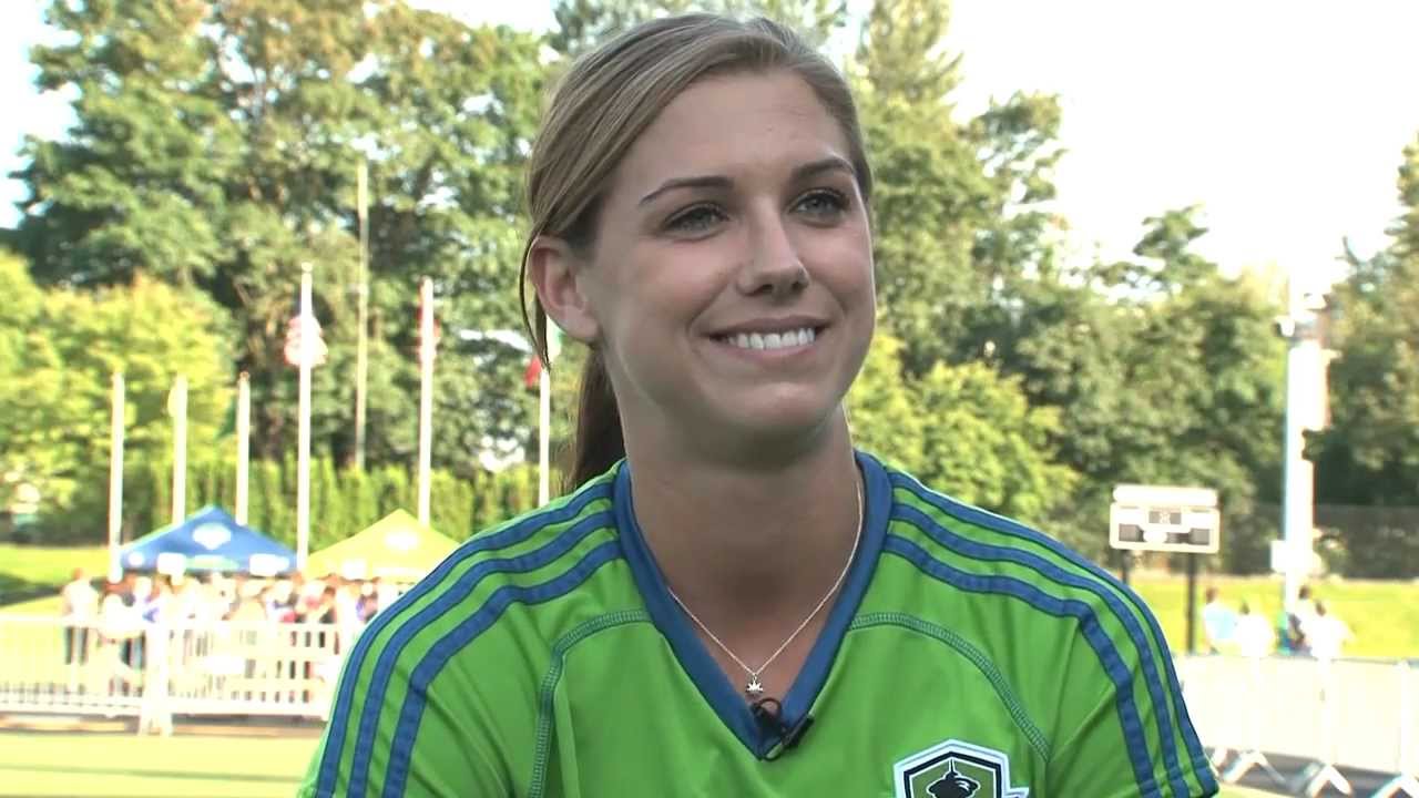 Alex Morgan Talks Olympics & Sounders Women - YouTube