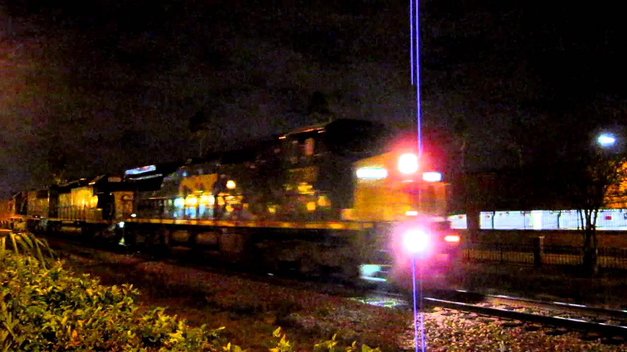 [HD] CSX Night Action - Lakeland, FL - Saturday November 17, 2012 - YouTube