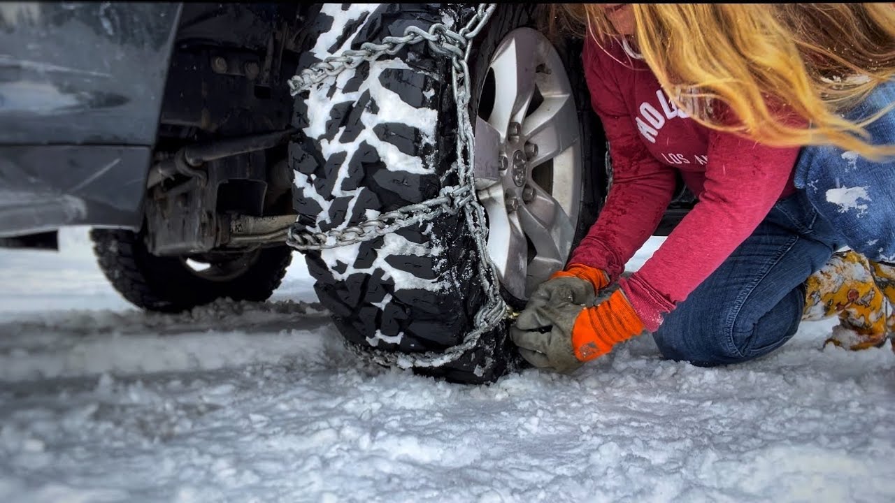 The challenges of winter in snow country. #30daychallenge - YouTube