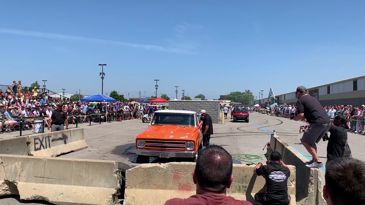 July 13, 2019 burn out competition winner at the Good Guys show in ...