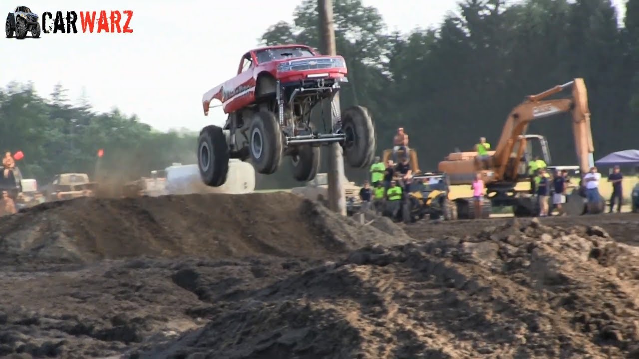DOWN N DIRTY MEGA TRUCK COMPLETE RUN AT MID MICHIGAN MUDFEST - YouTube