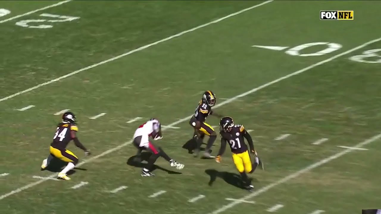 Chris Godwin makes a crazy catch over 2 defenders - YouTube