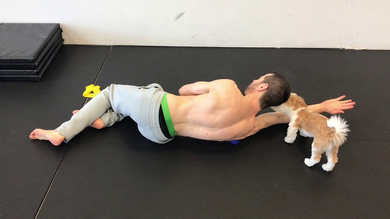 Infraspinatus Pin and Stretch - YouTube