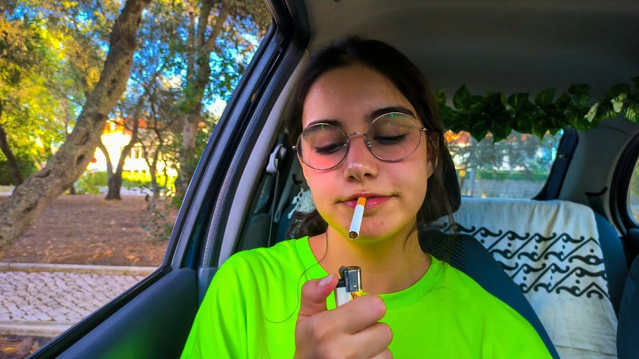 I took a tolerance break + smoking my first cigarette in a week!! - YouTube