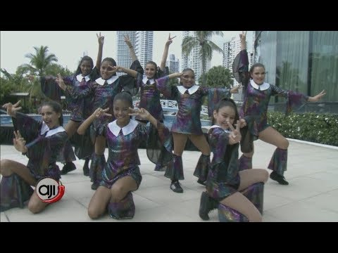 Especial baile: Niñas de Complot Junior de Clayton - YouTube
