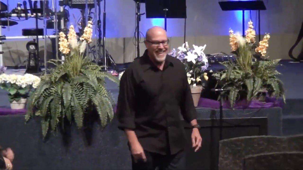 Tom Demaree | Real friends pray together - YouTube