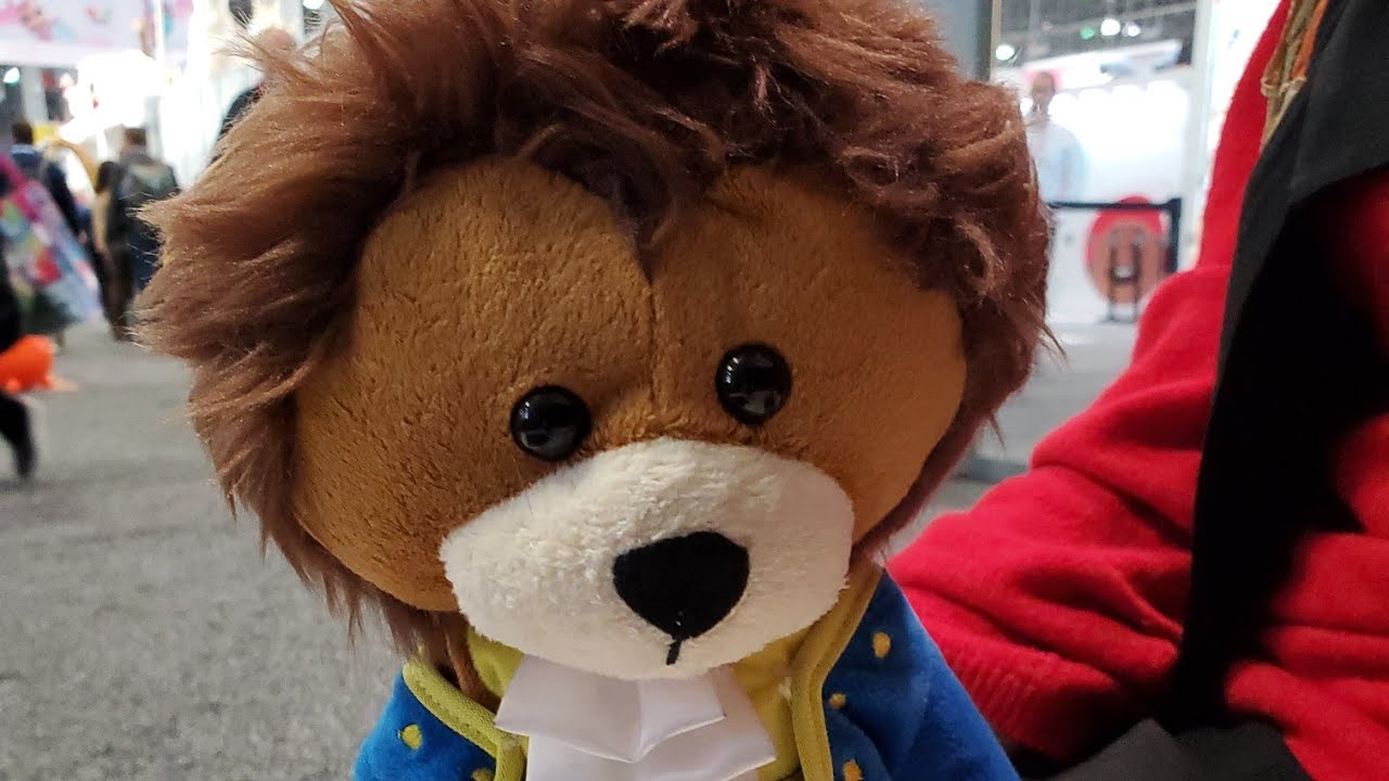 Toy Fair 2020: Lisa Carrol's Hip Hop Hamilton Bear - YouTube