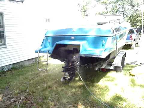 23 ft wellcraft - YouTube