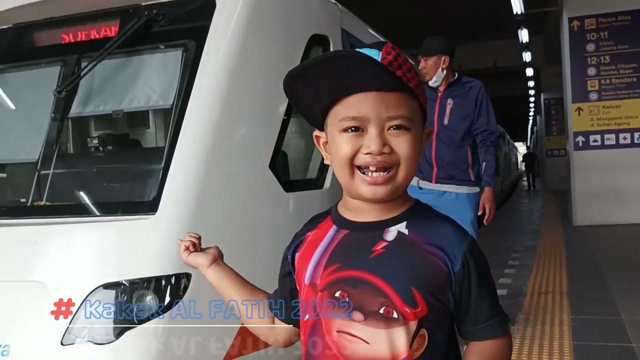 Penampakan Kabin Masinis KERETA BANDARA - YouTube