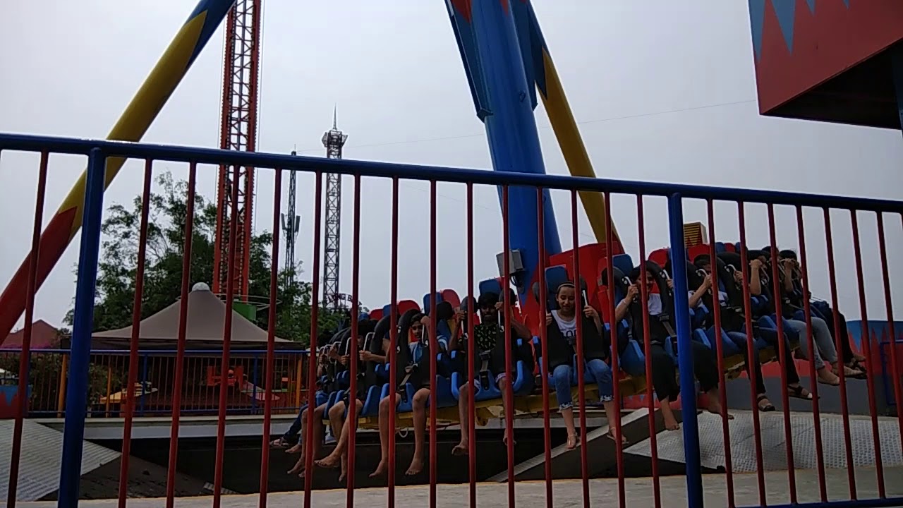 Equinox 360 in wonderla kochi - YouTube