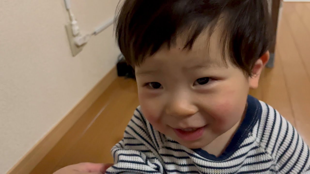 🌈Baby Mugi's Cuddle-Play-Cuddle Loop with Dad: A Dance of Love and ...