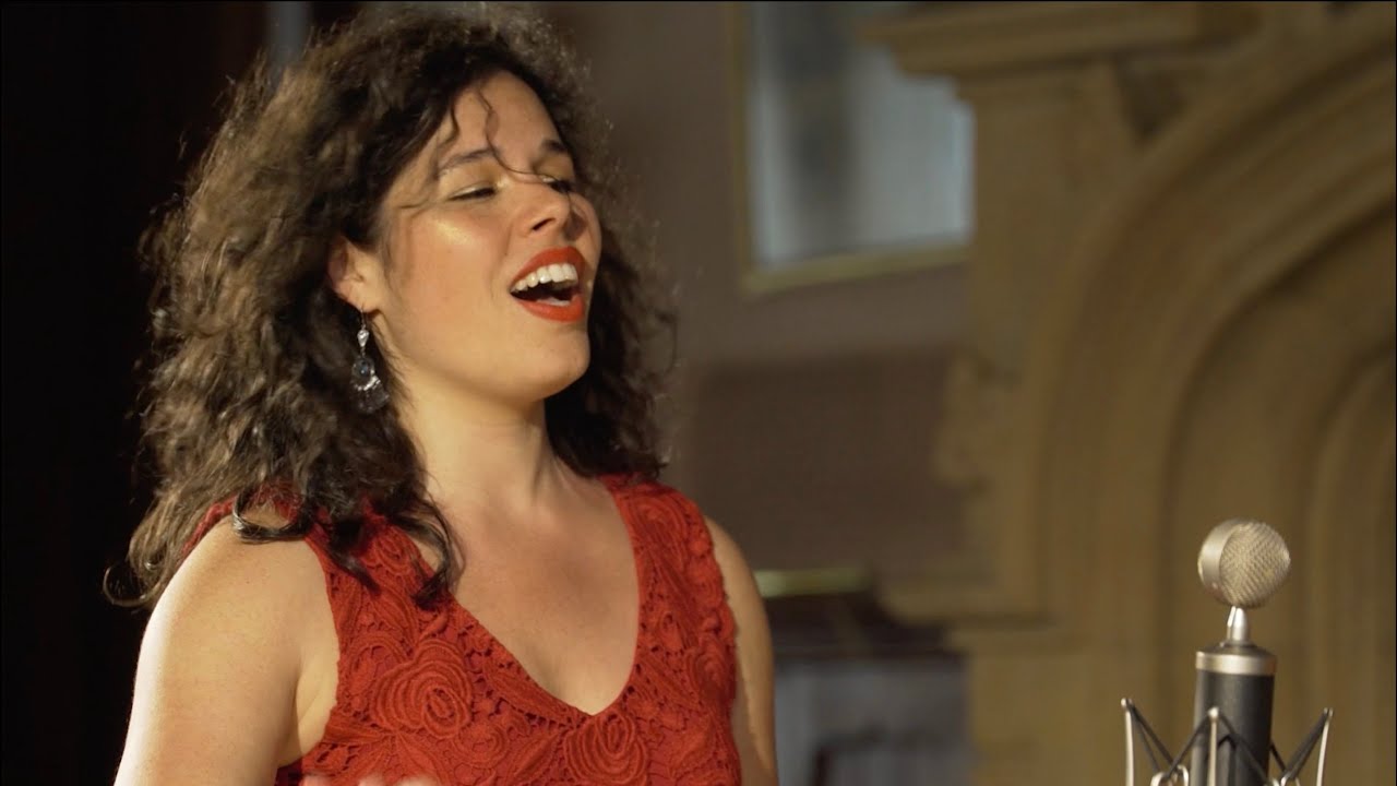 La Reina (poème de P. Neruda) - Inès Halimi - YouTube