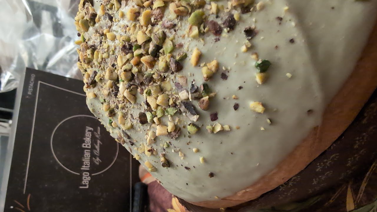 Lago Italian Bakery Homemade Pistachio PANETTONE - YouTube